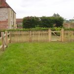 Wooden Fencing - WINTERBORNE ZELSTON FENCING